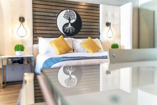 Bellflower Boutique Hotel Rooms | Aspire Inn Studios & Spa | Bellflower ...