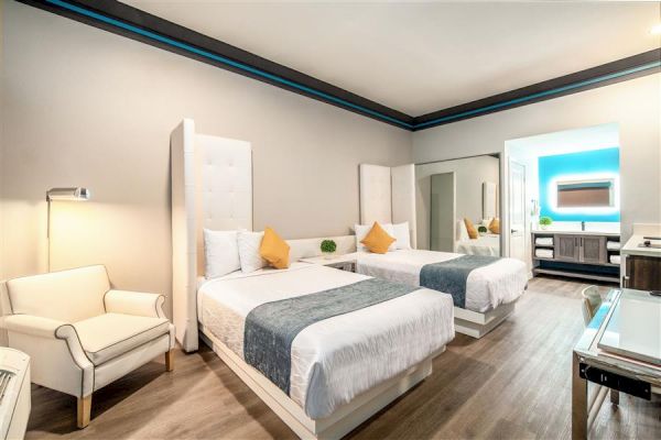 Bellflower Boutique Hotel Rooms | Aspire Inn Studios & Spa | Bellflower ...